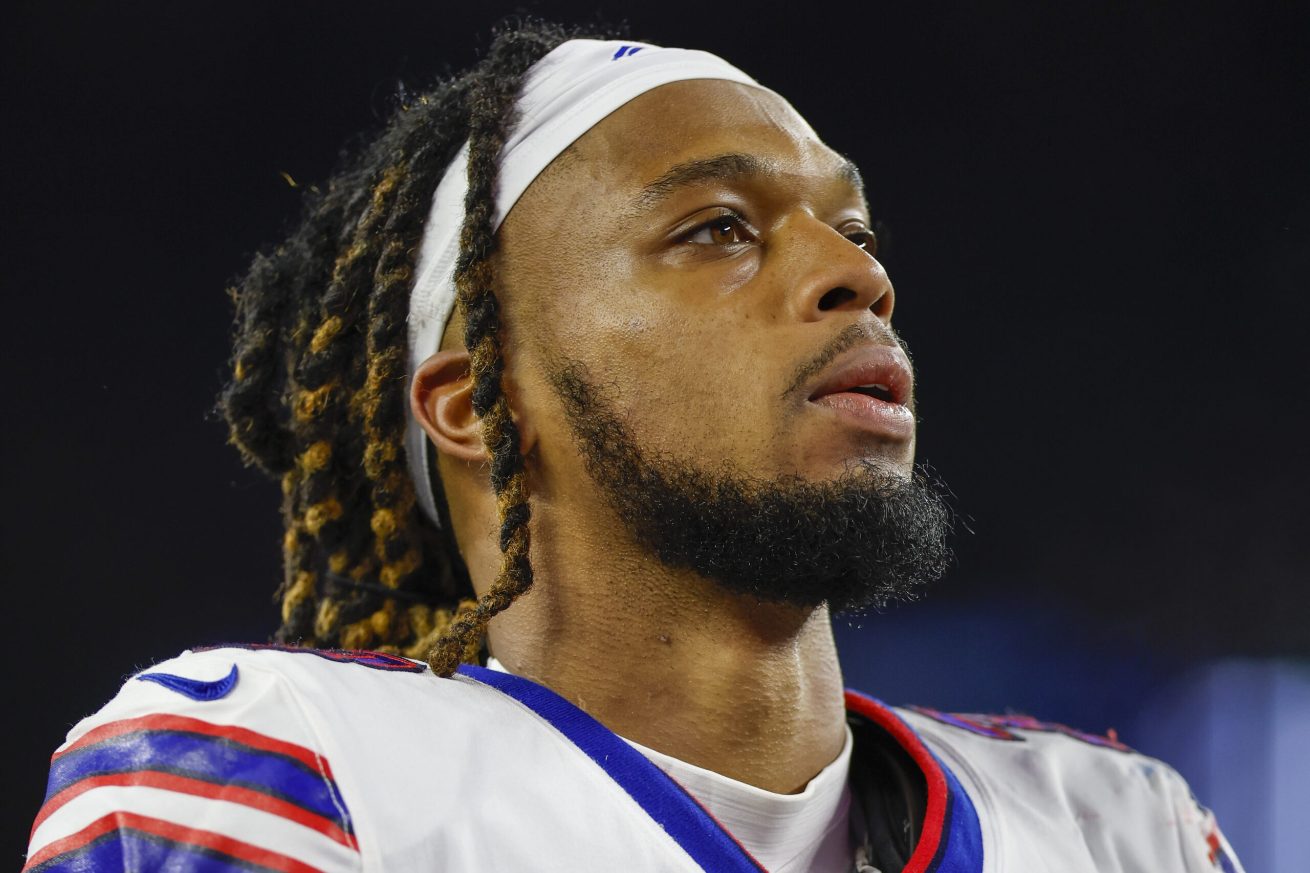 Hamlin Breathing On Own, Joins Bills Meeting Via FaceTime | News ...